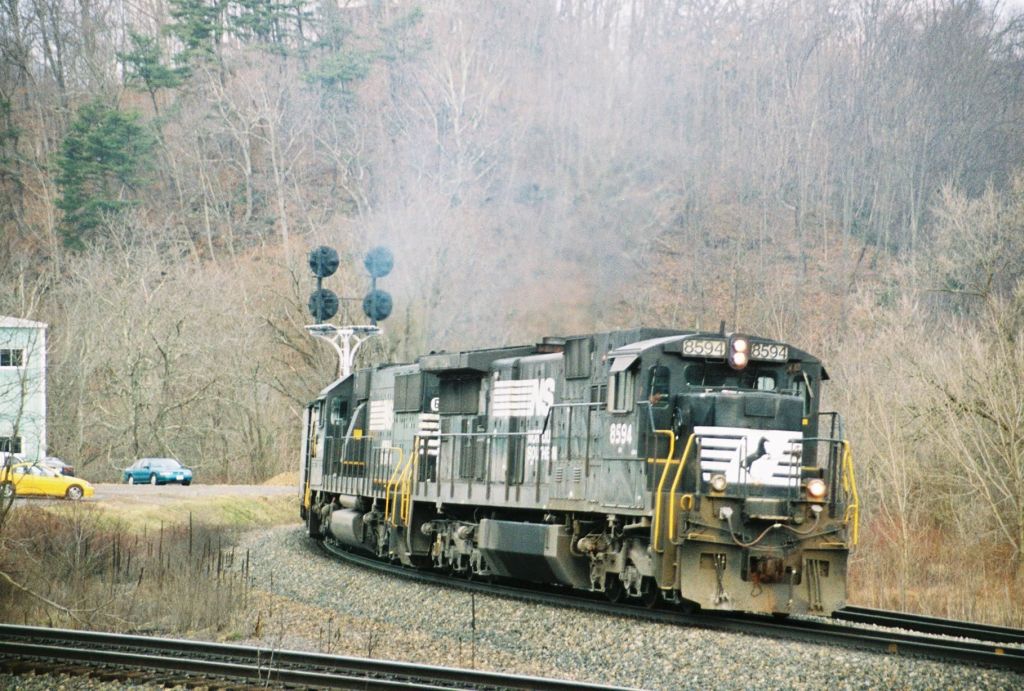 NS 8594 leads the way into Bluefield off the Pokey Connection